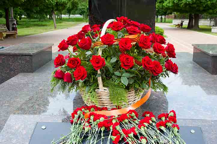224 Friedhöfe in Berlin 》die friedhofsreichste Stadt in Europa